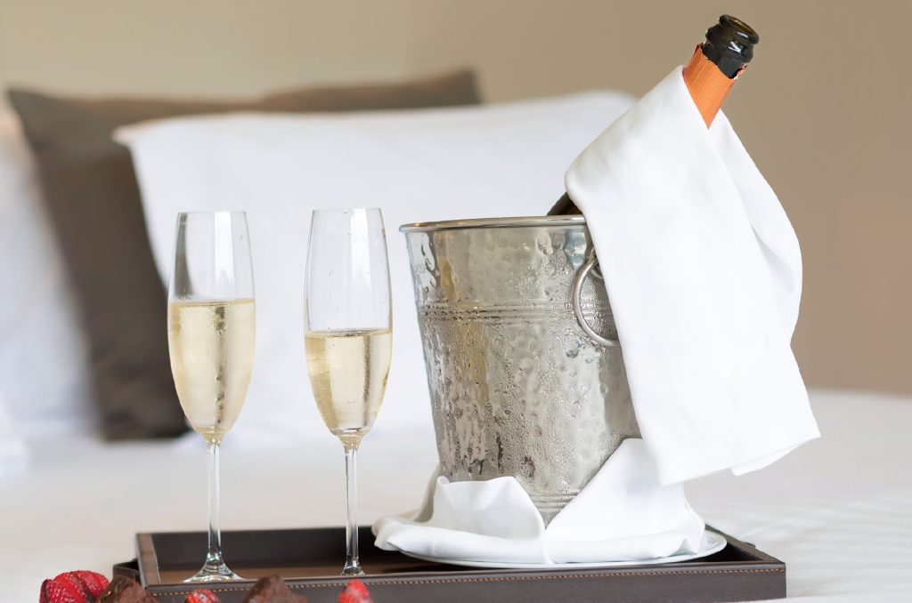 Dining - Country Lodge