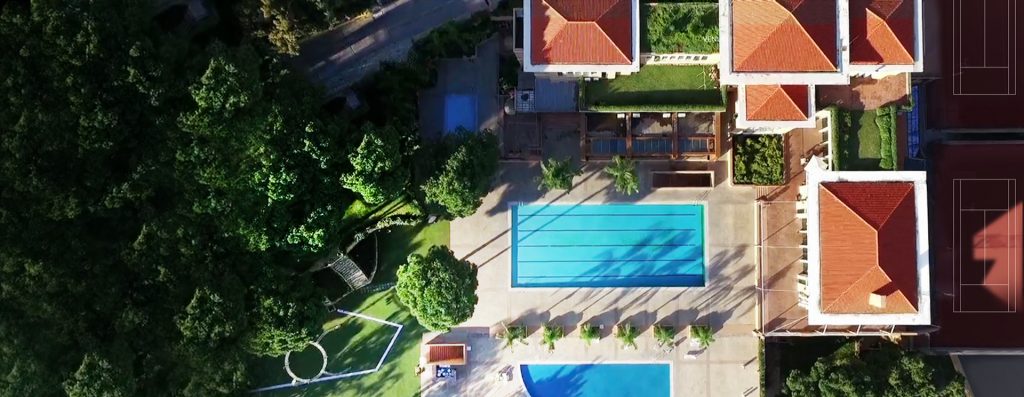 About - Country Lodge